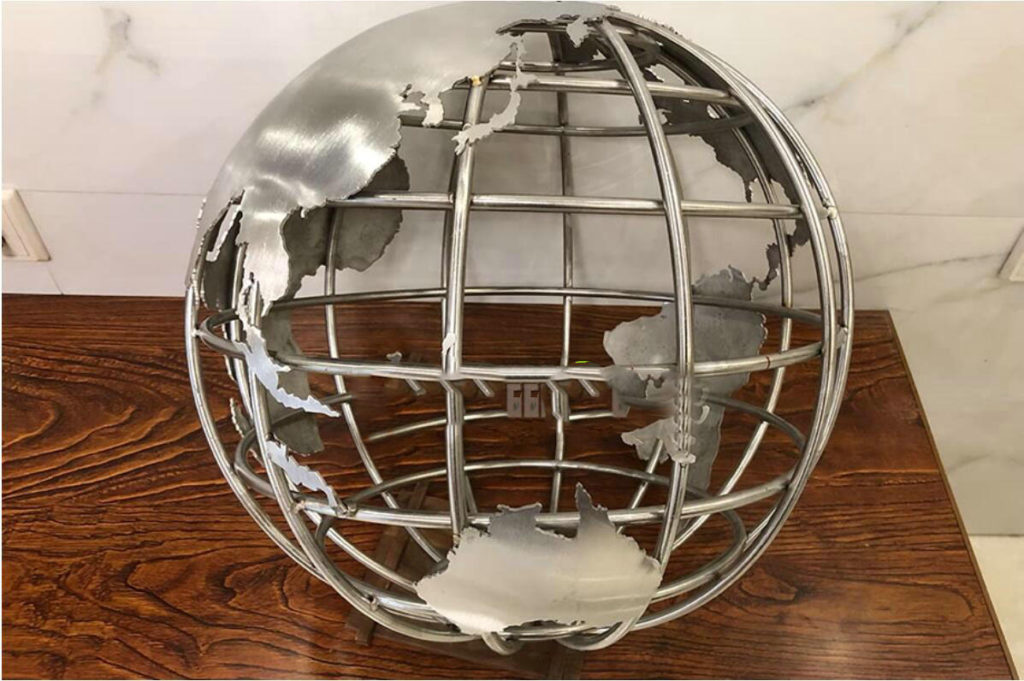 Metal World Globe -metal sphere